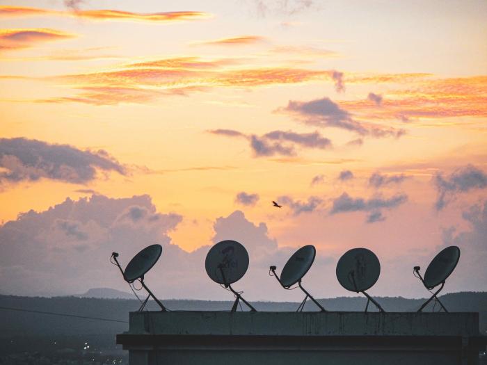 OECD Complaint v. BT et al. (Facilitating UK Fibre-Optic Cable Access ... OECD Complaint v. BT et al. (Facilitating UK Fibre-Optic Cable Access ...